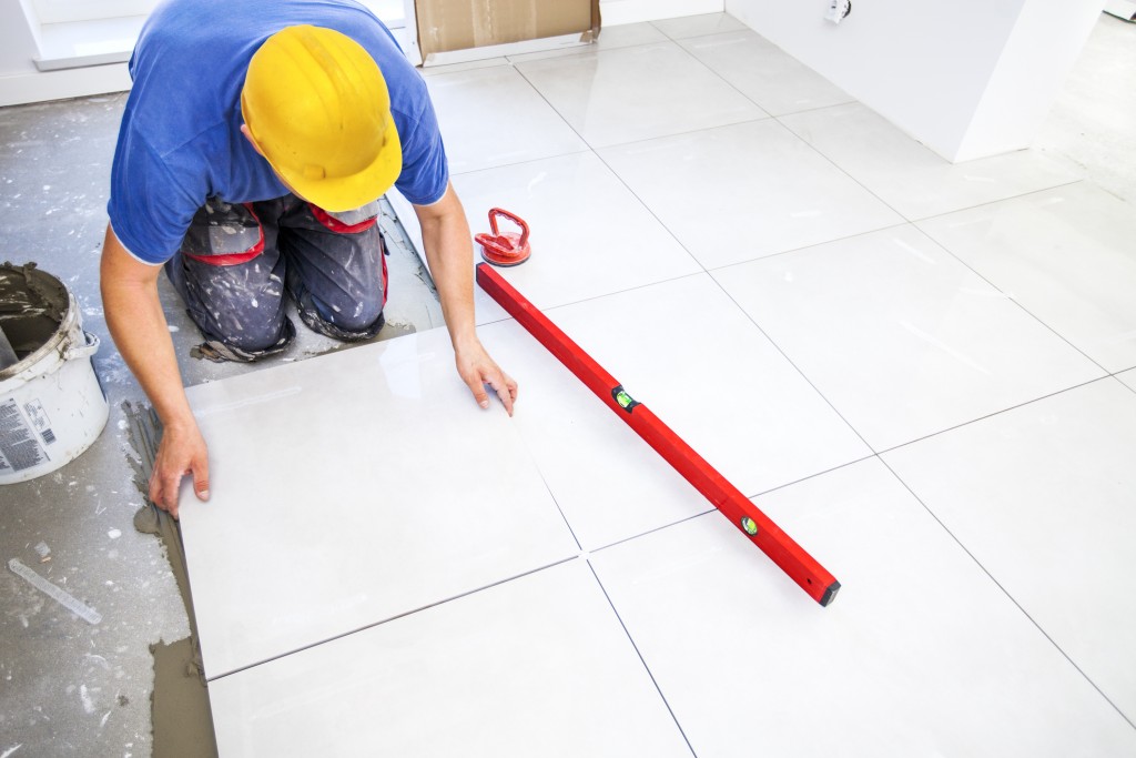 The Tools Every Tiling Expert Should Have | Boots On the Roof