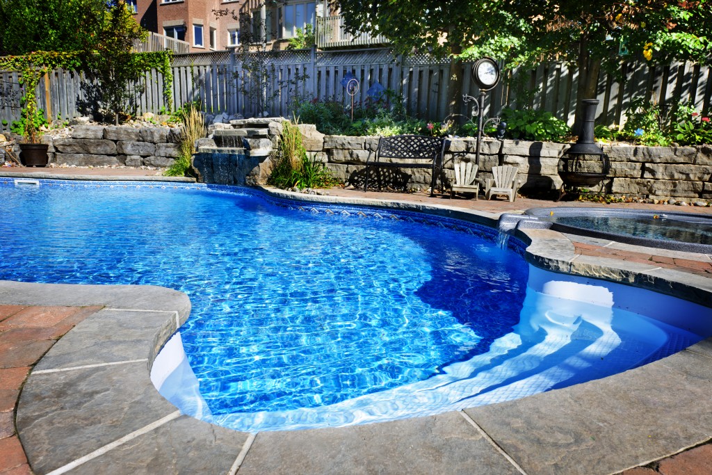 Choosing from Different Types of Inground Pools to Your Home | Boots On ...