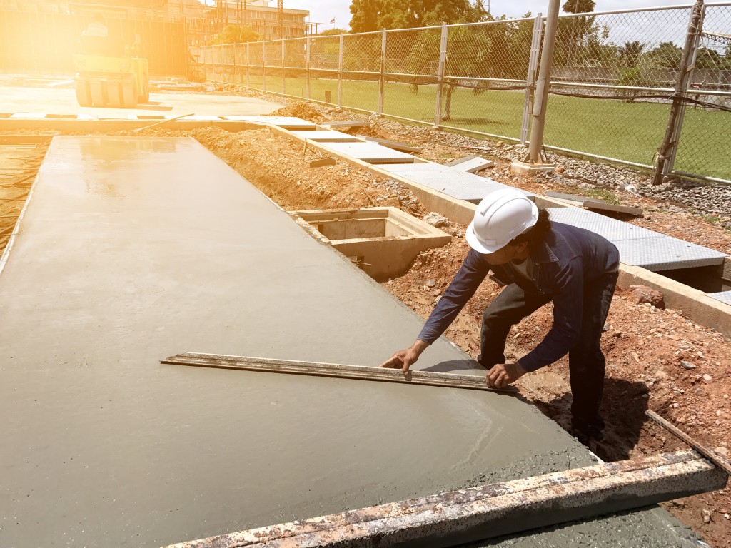 Concrete Levelling Screeds: Options You May Consider | Boots on the Roof