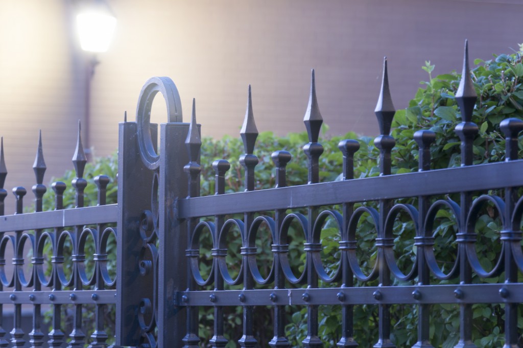 Finials for Metal Fences: Your Options | Boots On the Roof